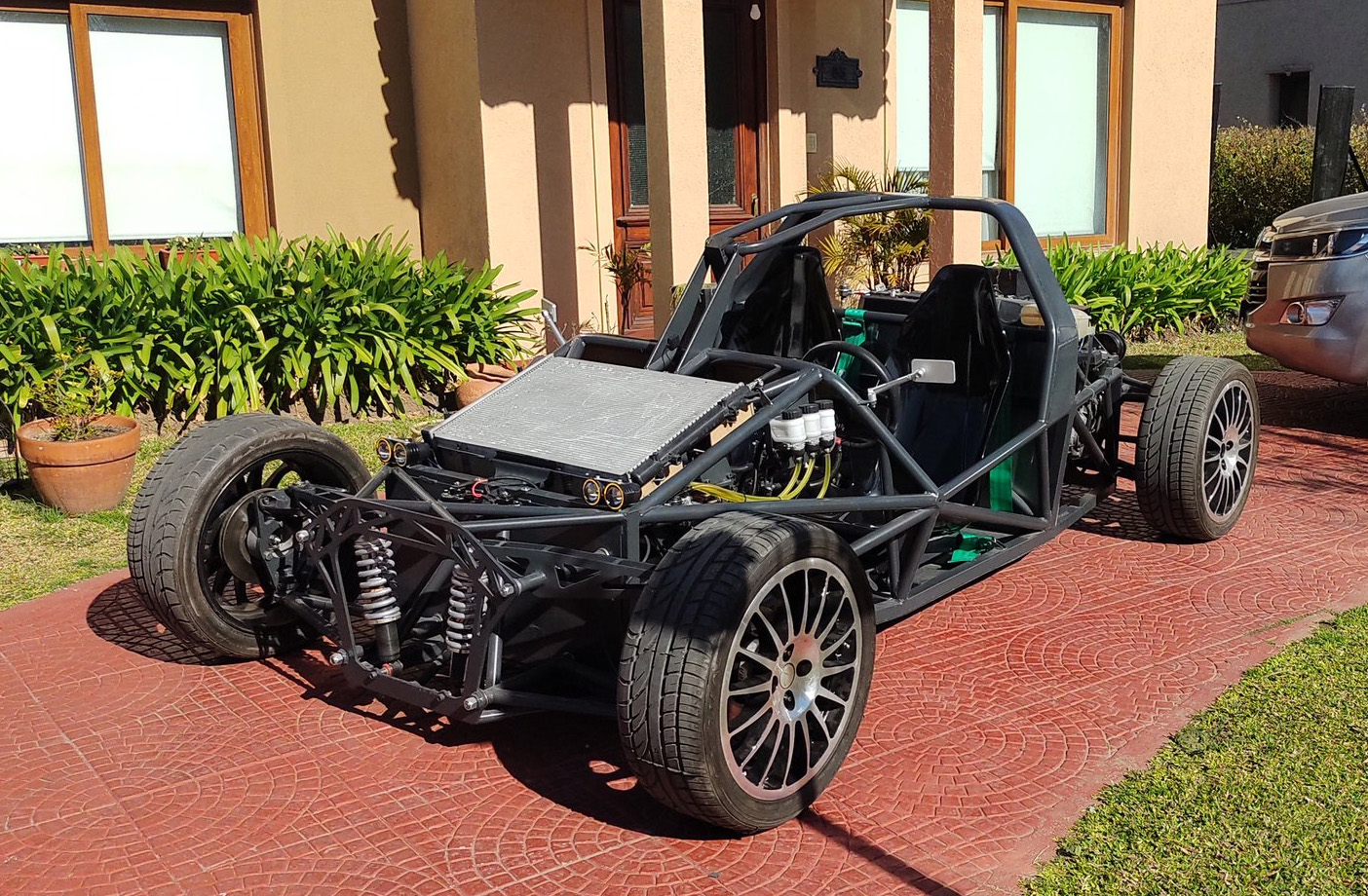 Rauda Automoviles, el deportivo que construyo «Tito» Perez – El ...