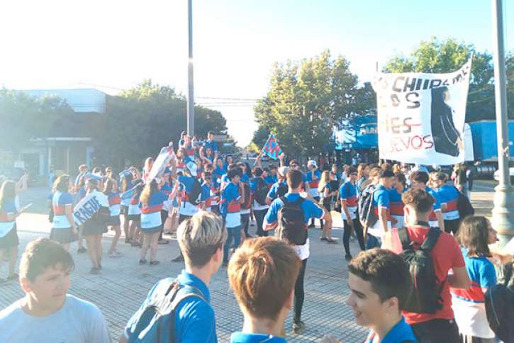 Fuerte control en el UPD de alumnos del nivel secundario – El Regional ...