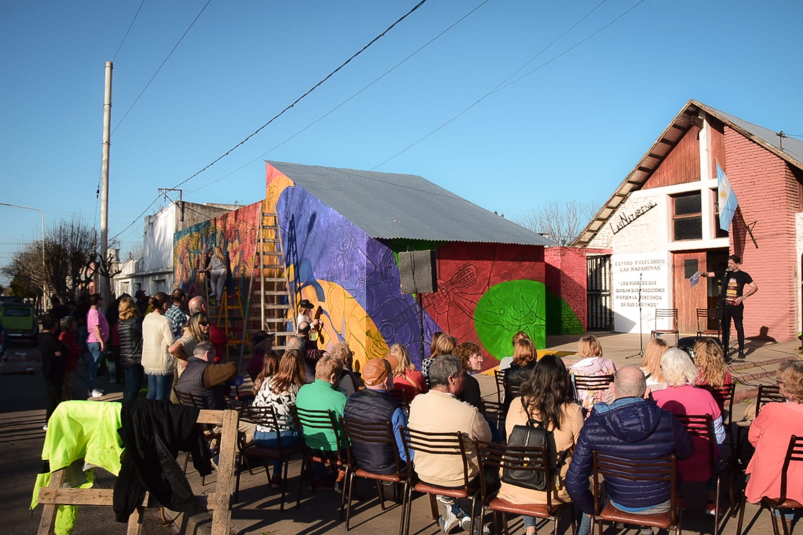 Artistas plasmaron un mural publico en sede de Las Nazarenas – El ...